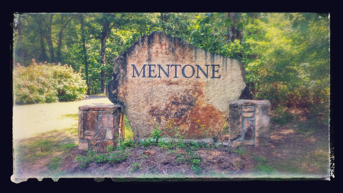 Got Serenaded in Mentone, Alabama – The Southern Tourist